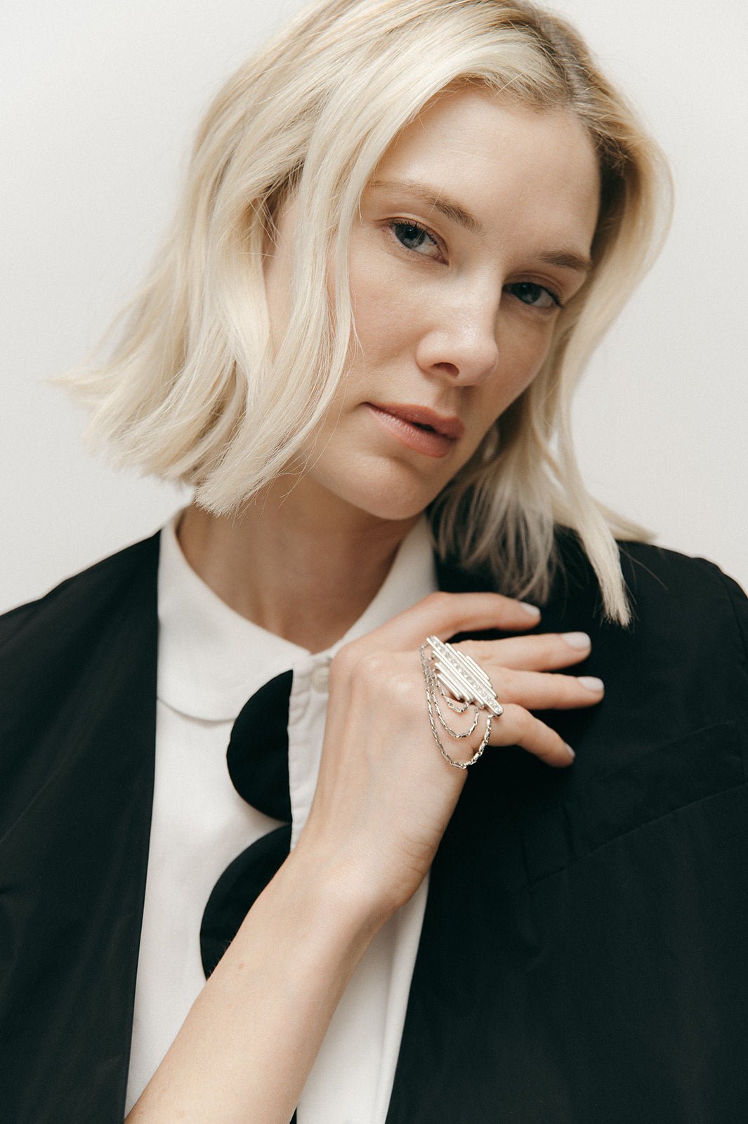 Dangling By a Thread | harris boulevard